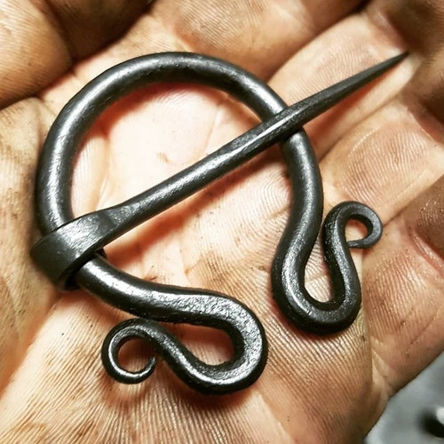 Hand Forged Viking Horseshoe Brooch/penannular Brooch - Etsy