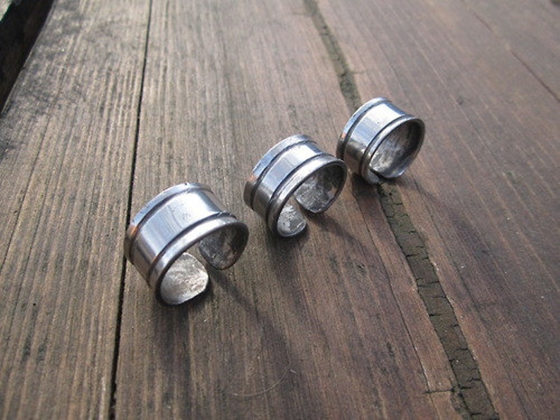 Hand forged stainless steel ring with a chiseled groove | Etsy