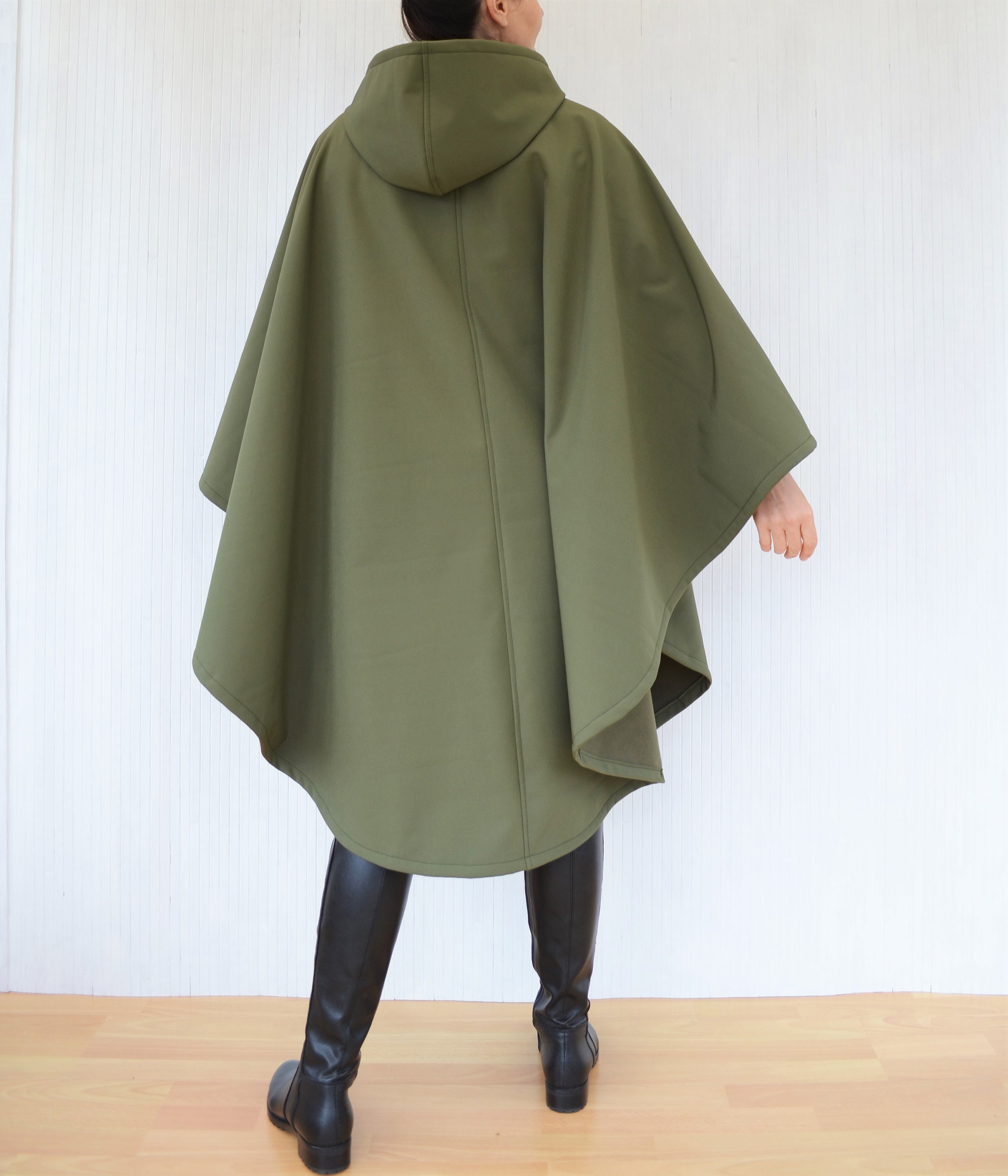 Waterproof and Windproof Cape Coat Green Hooded Cloak - Etsy Canada