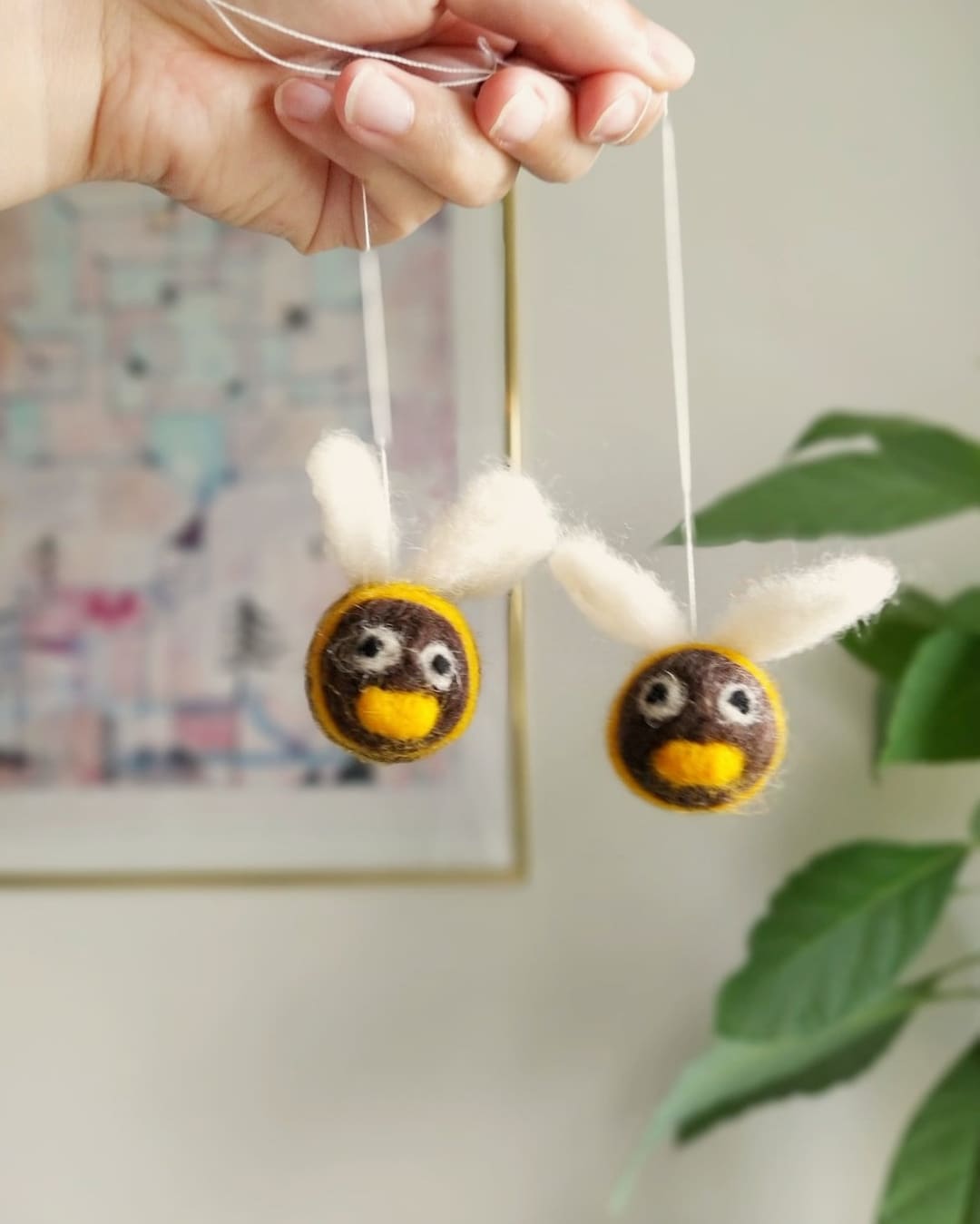 3 Little Felted Bees : Bees Mobile, Needle Felted Bees, DIY Bees, DIY ...