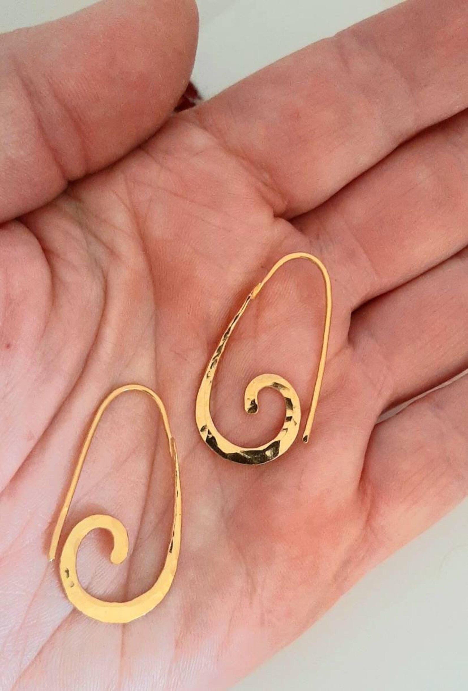 24K Gold Earrings. Solid 24K Gold Hoops in Hammered Spiral - Etsy