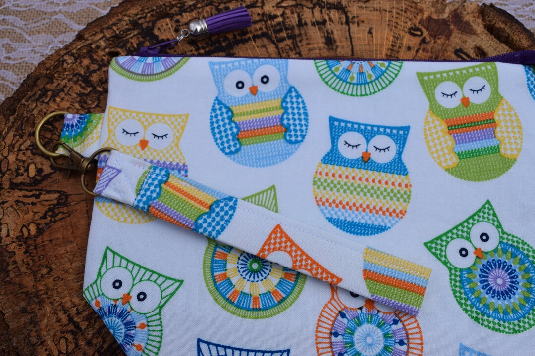 Zippered Box Bottom Knit Knack Sack Notions Bag With a Wristlet Lanyard ...