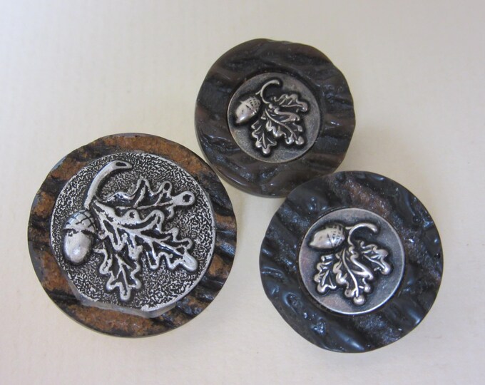 Vintage Sewing Buttons - Retro 1970s! Pictorial Acorns on Plastic ...