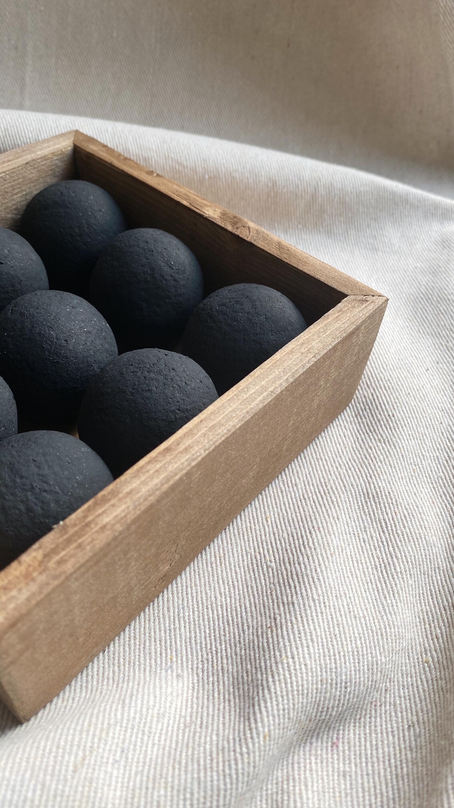 ARÖMA - Concrete Essential Oils Diffuser | Handmade Wood Box | Concrete ...