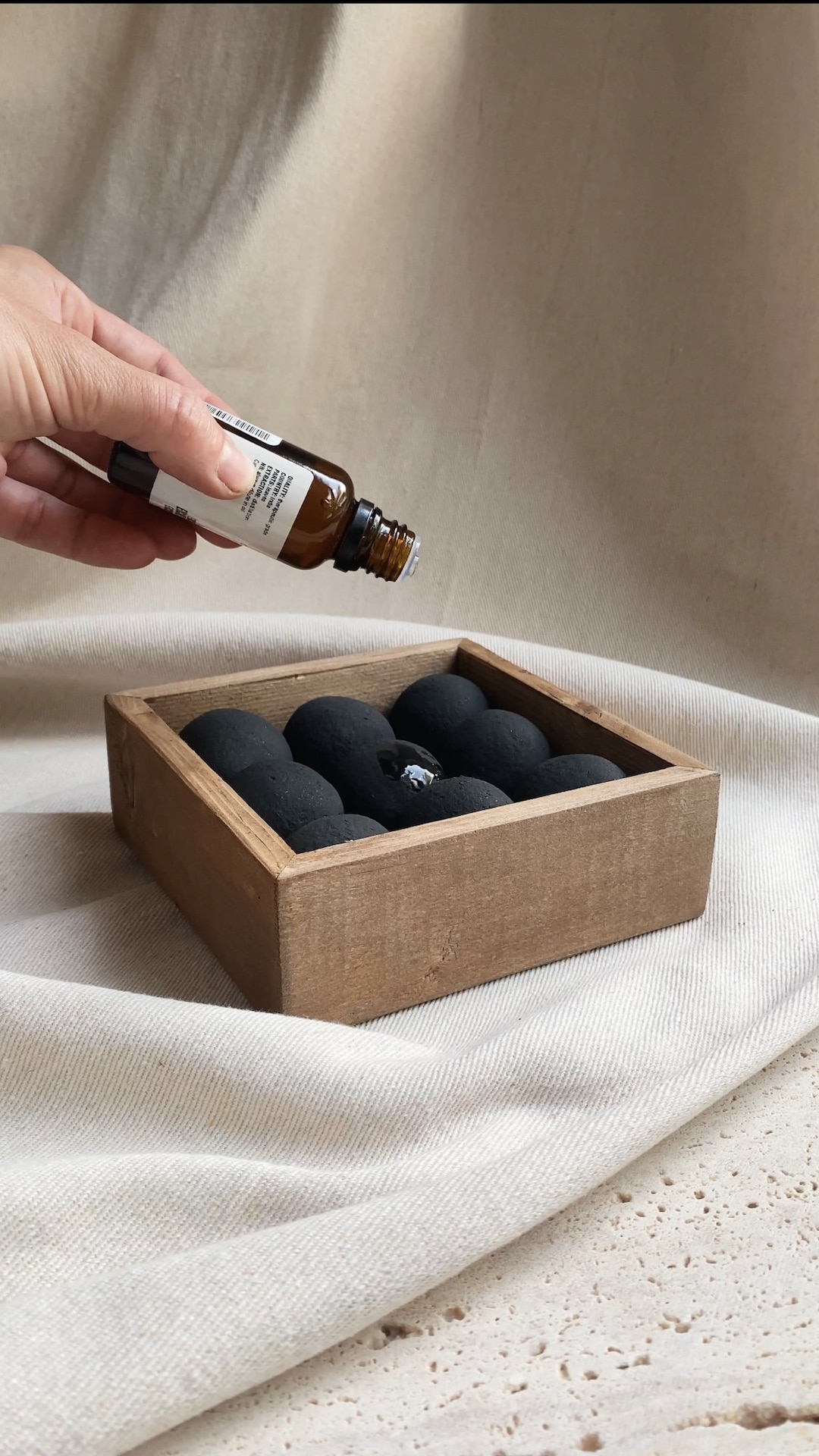 ARÖMA Concrete Essential Oils Diffuser Handmade Wood Box Concrete Table ...