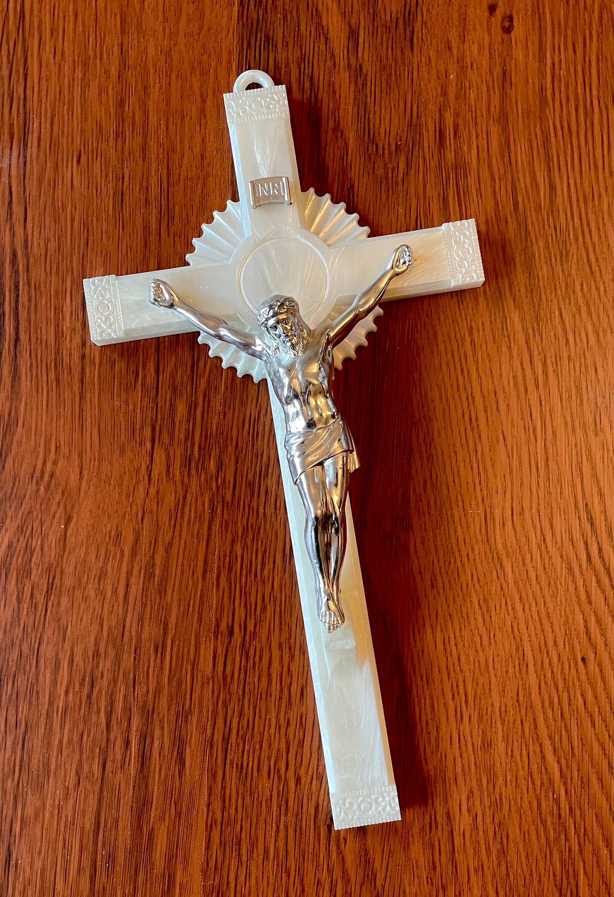1960s White Pearlescent Plastic Crucifix - Etsy