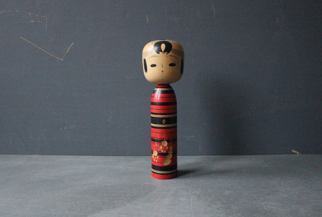Vintage Japanese Traditional Hand Painted Wood Dento Kokeshi Doll in ...