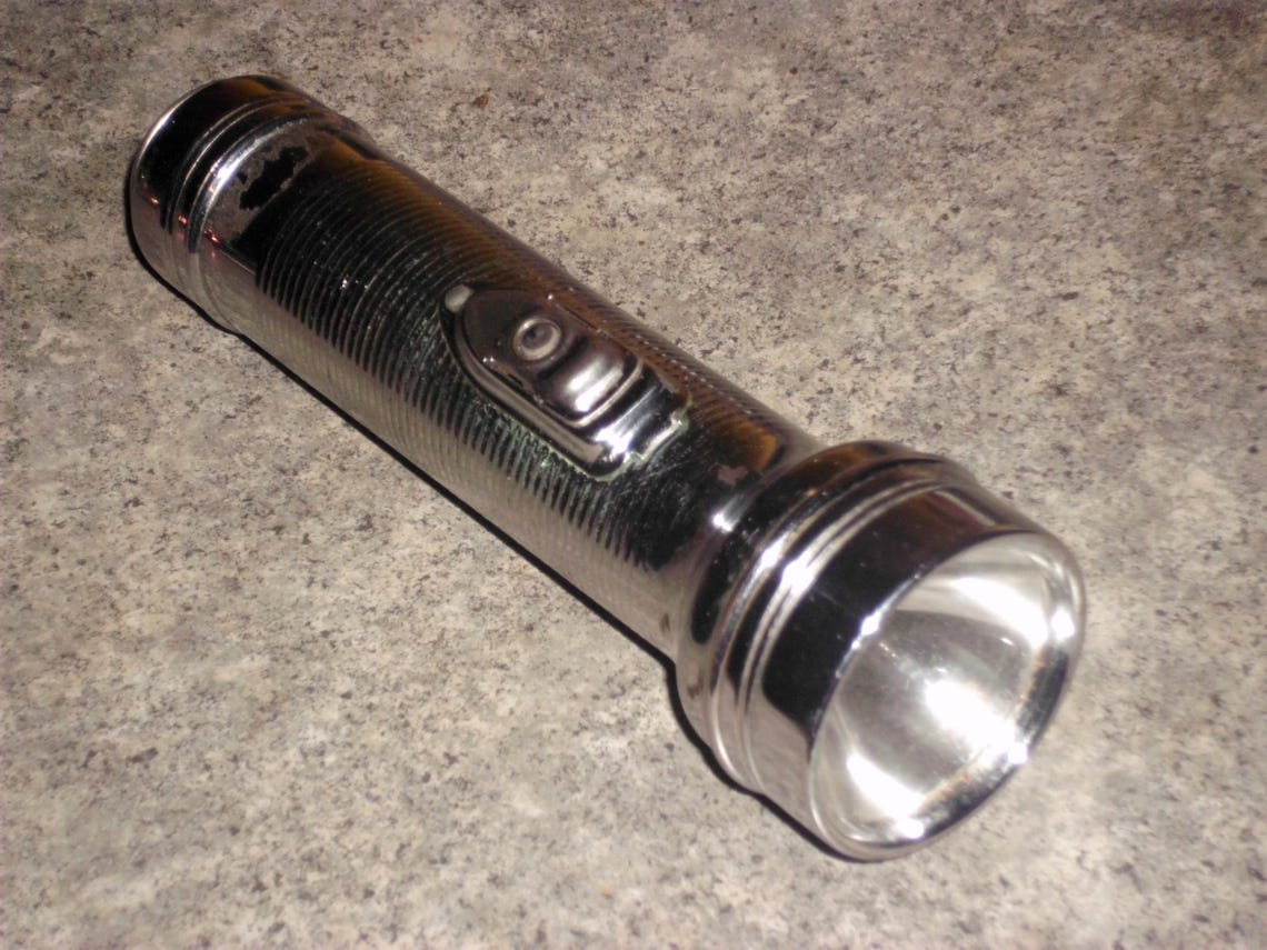 Vintage 70s Eveready Chrome Flashlight - Etsy