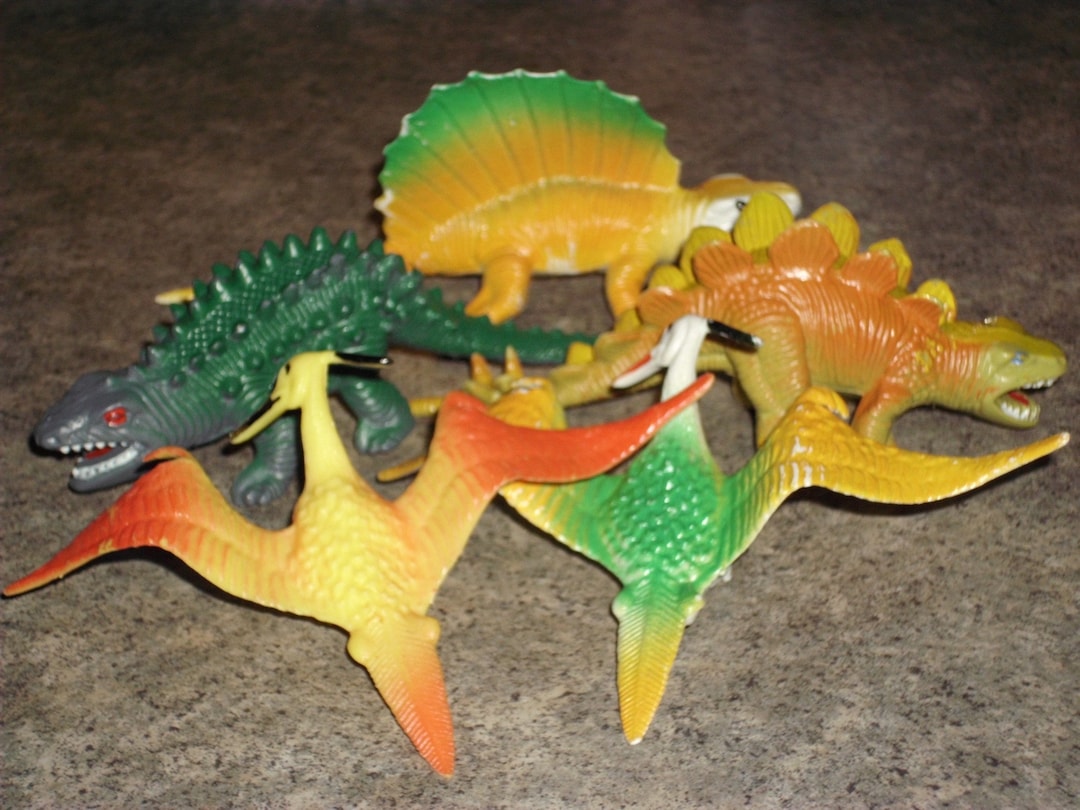 Vintage 90s Prehistoric Dinosaur Plastic Figure Set - Etsy
