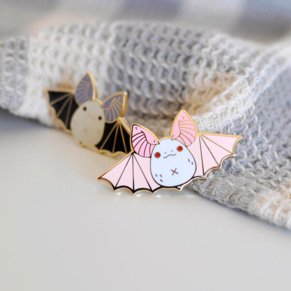 Bat Pin - Etsy