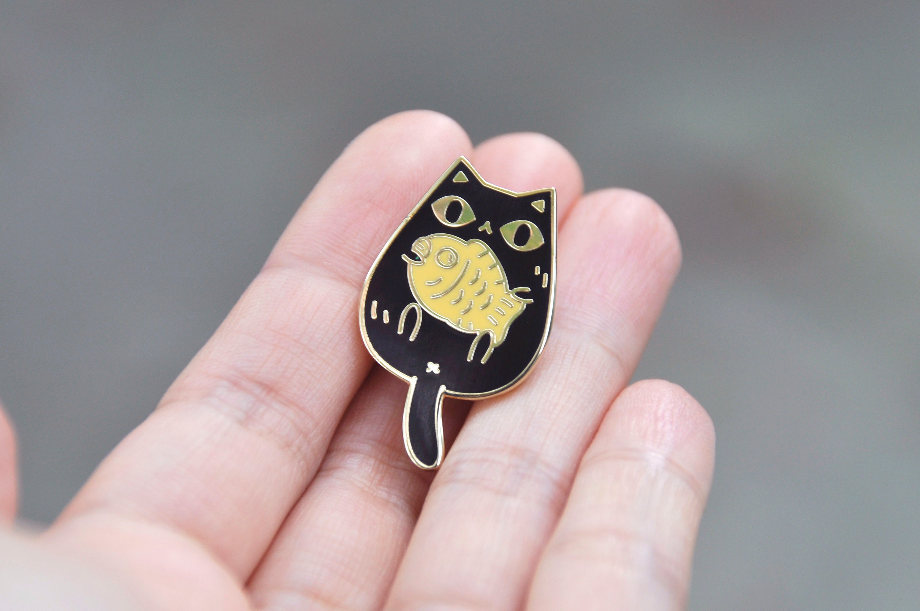 Black Cat Pin, Taiyaki Cat Enamel Pin for Cat Lovers, Black Cat Lapel ...