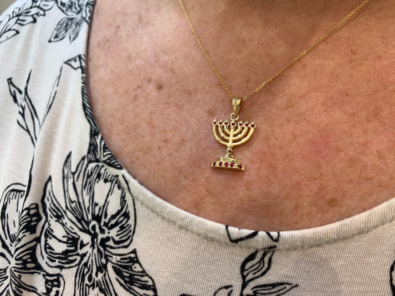 14k Gold Ruby Menorah Pendant Solid 14k Yellow Gold Jewish - Etsy