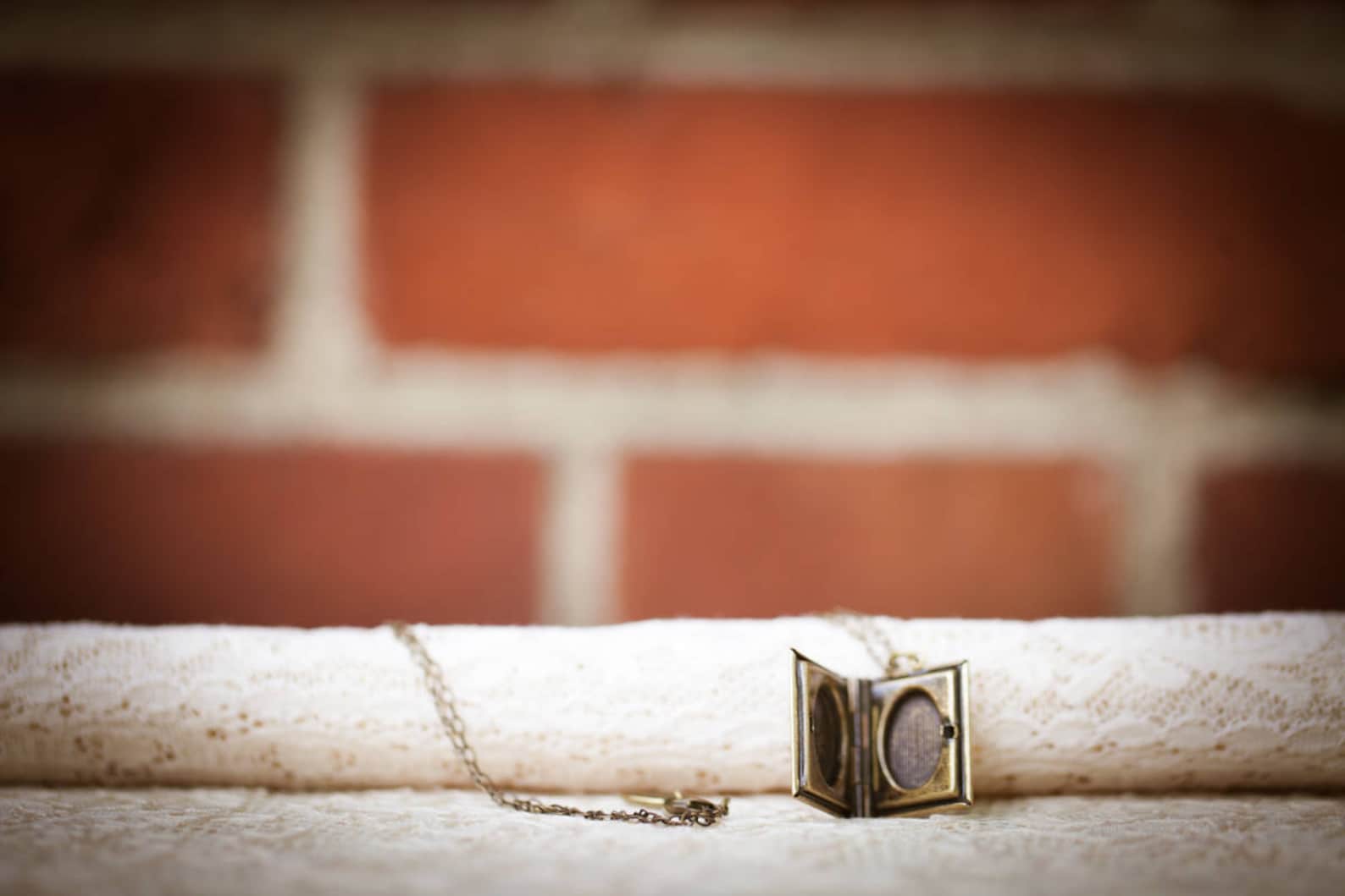 Book Locket With Book Cover of Your Choice! - Etsy