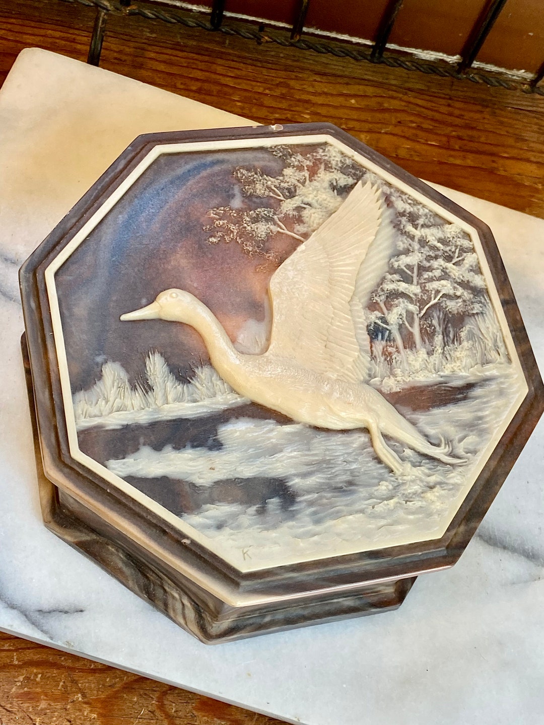 Gorgeous Large Incolay Dresser Box With Game Bird Vintage Beauty! - Etsy