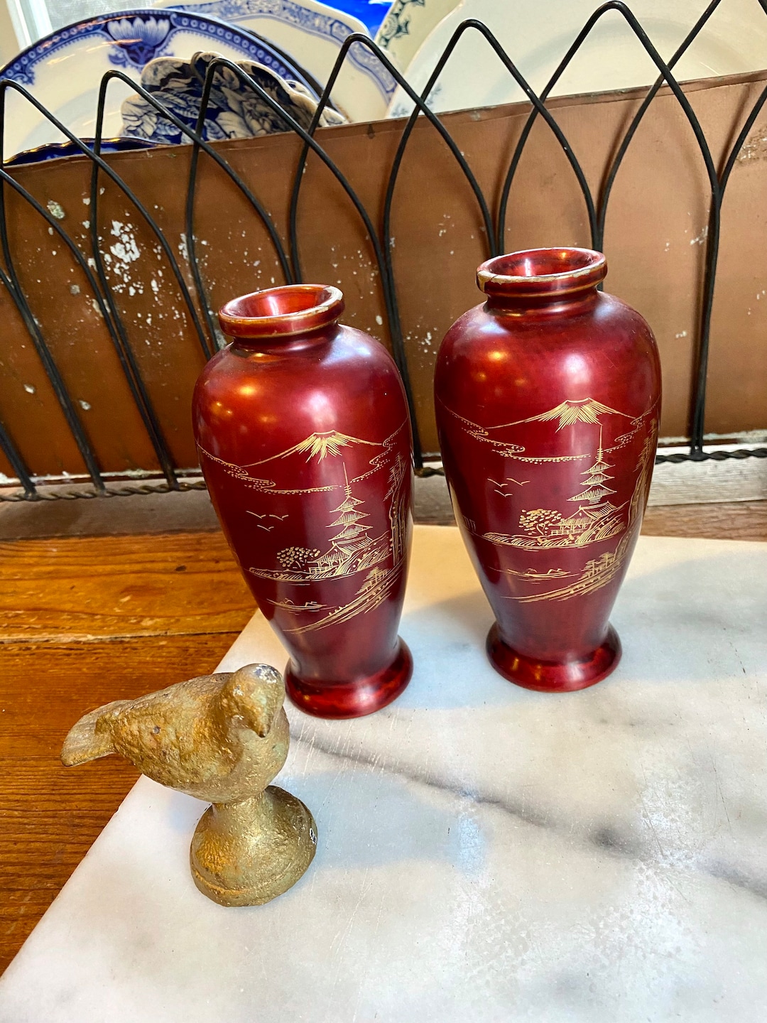 Gorgeous Pair Vintage Red Lacquer Vases With Gold Detail Sweet Pagoda ...