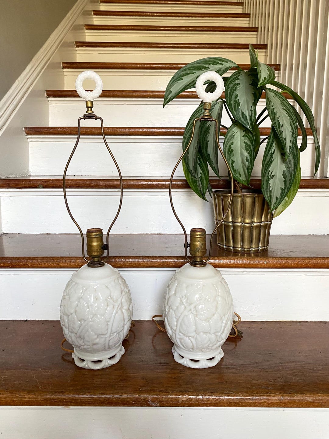 Magnificent Pair Rare Antique Aladdin Alacite Milk Glass Table Lamps ...