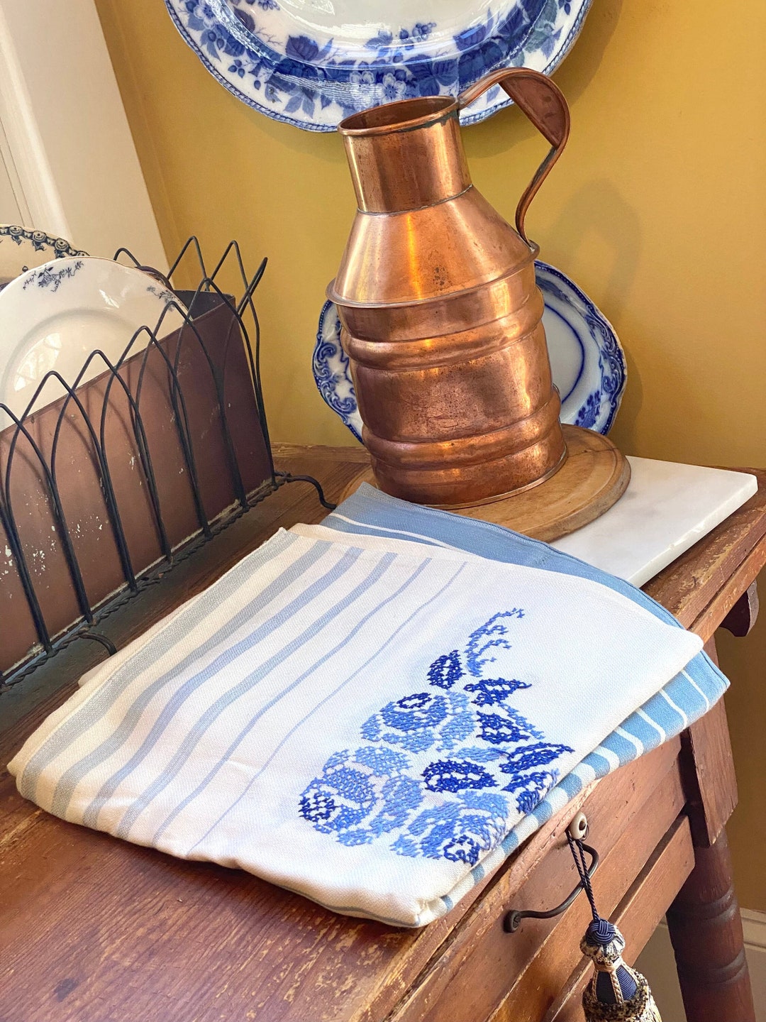 Beautiful Blue & White Vintage Floral Cotton Tablecloth Perfect for ...