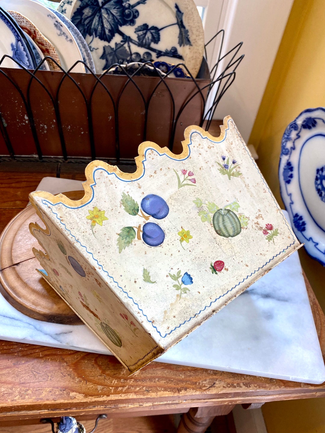 Shabby Vintage Tole Painted Metal Planter or Centerpiece Fall - Etsy