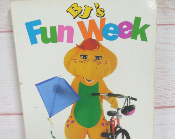 Vintage Barney/dinosaur/book/bj's Fun Week/hard Cover/board Book/1994 ...