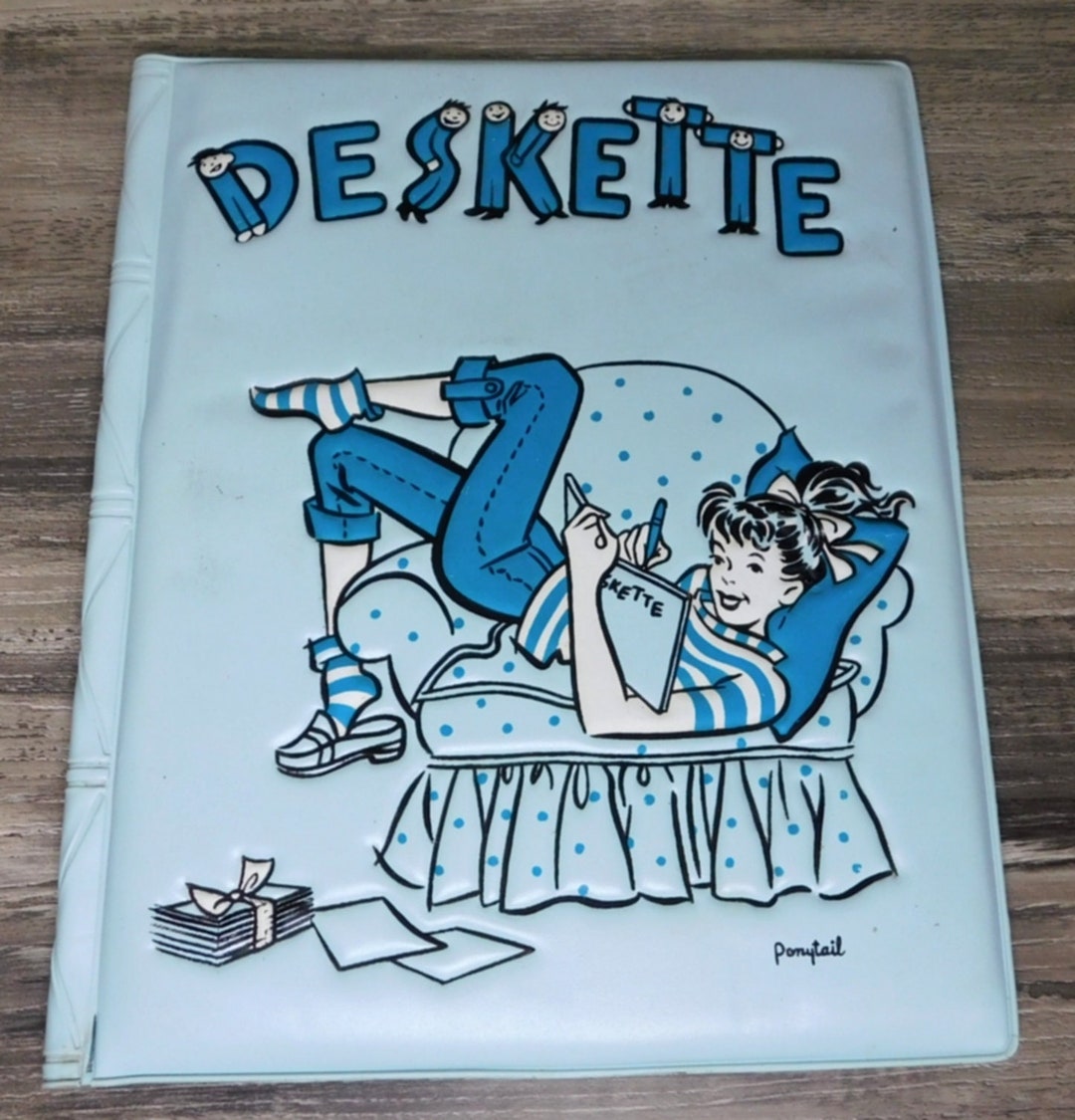 Vintage MCM Ponytail DESKETTE Vinyl Folder Portfolio - Etsy