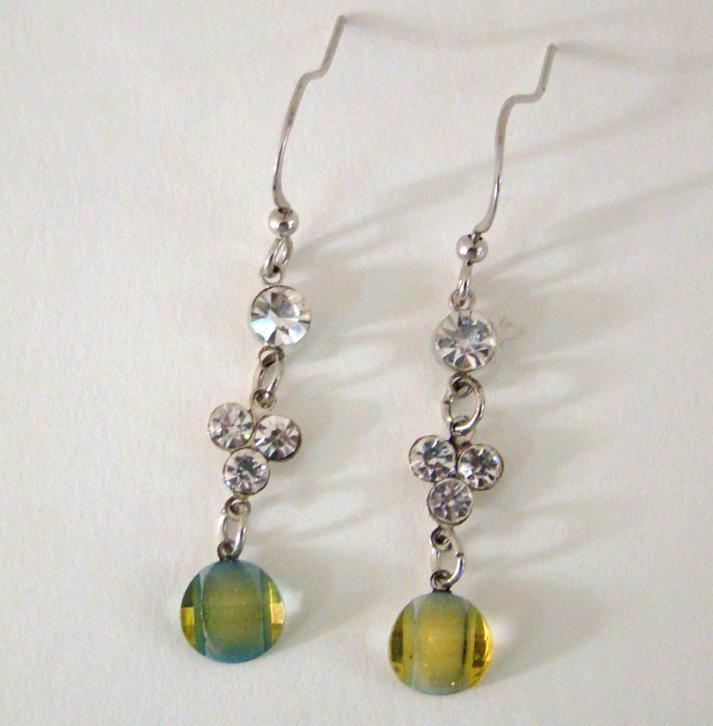 Sale Defective Green Bead Earring Drop Dangle With Floral Set Glass ...