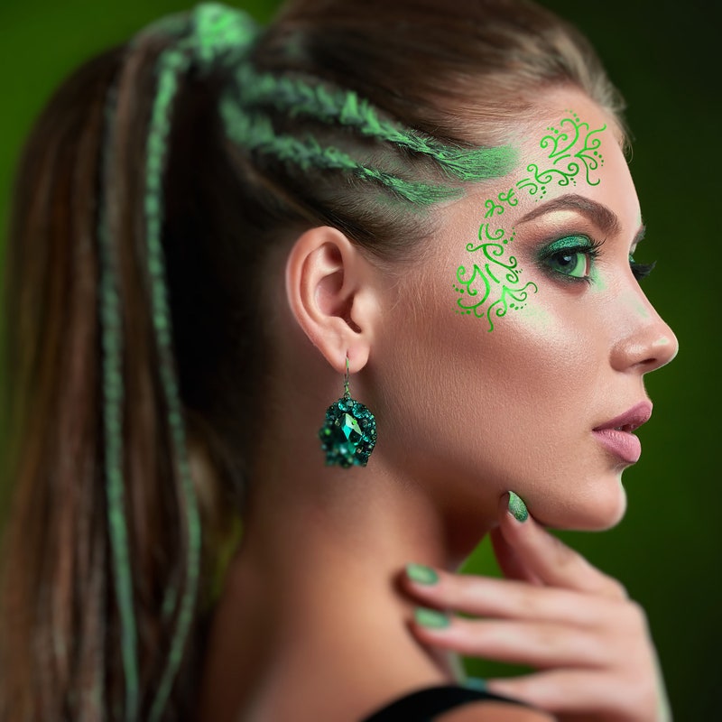 Red Eye Makeup for Green Eyes - Etsy UK