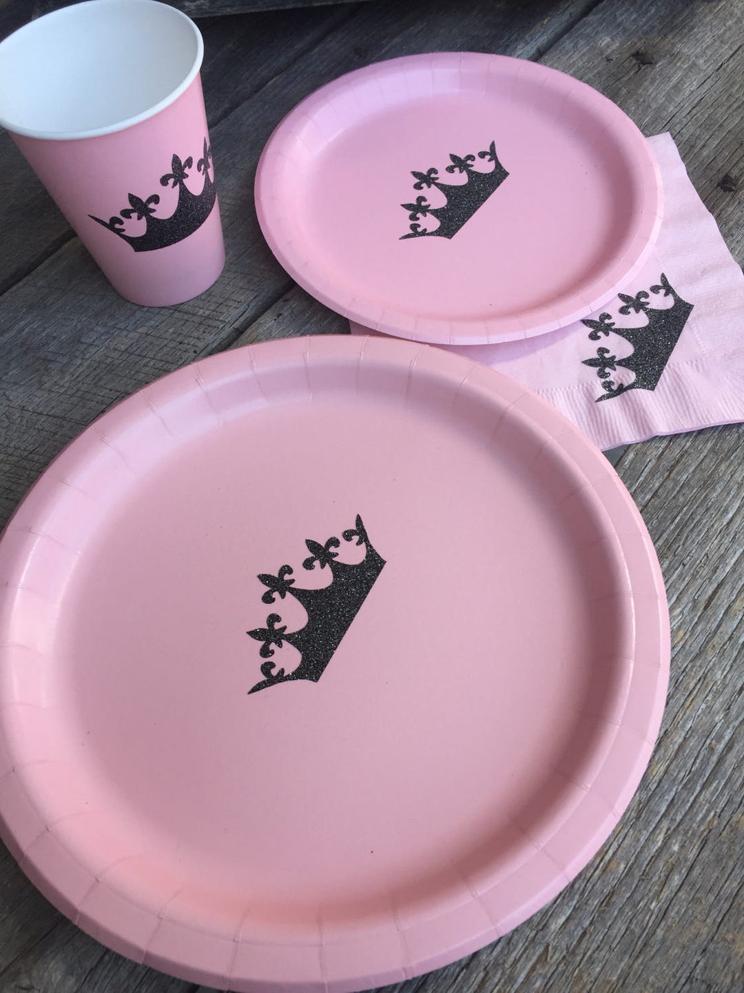 Princess Crown Pink and Black Glitter Party Cups, Plates and Napkins ...