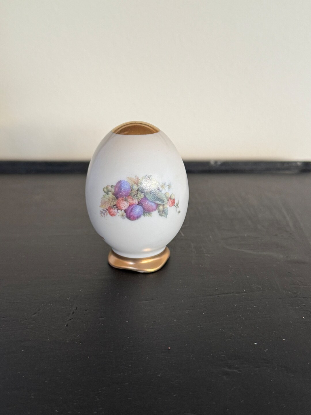 SMALL EGG LIMOGES France, Sharon Decor, Egg Decorated With Flowers ...