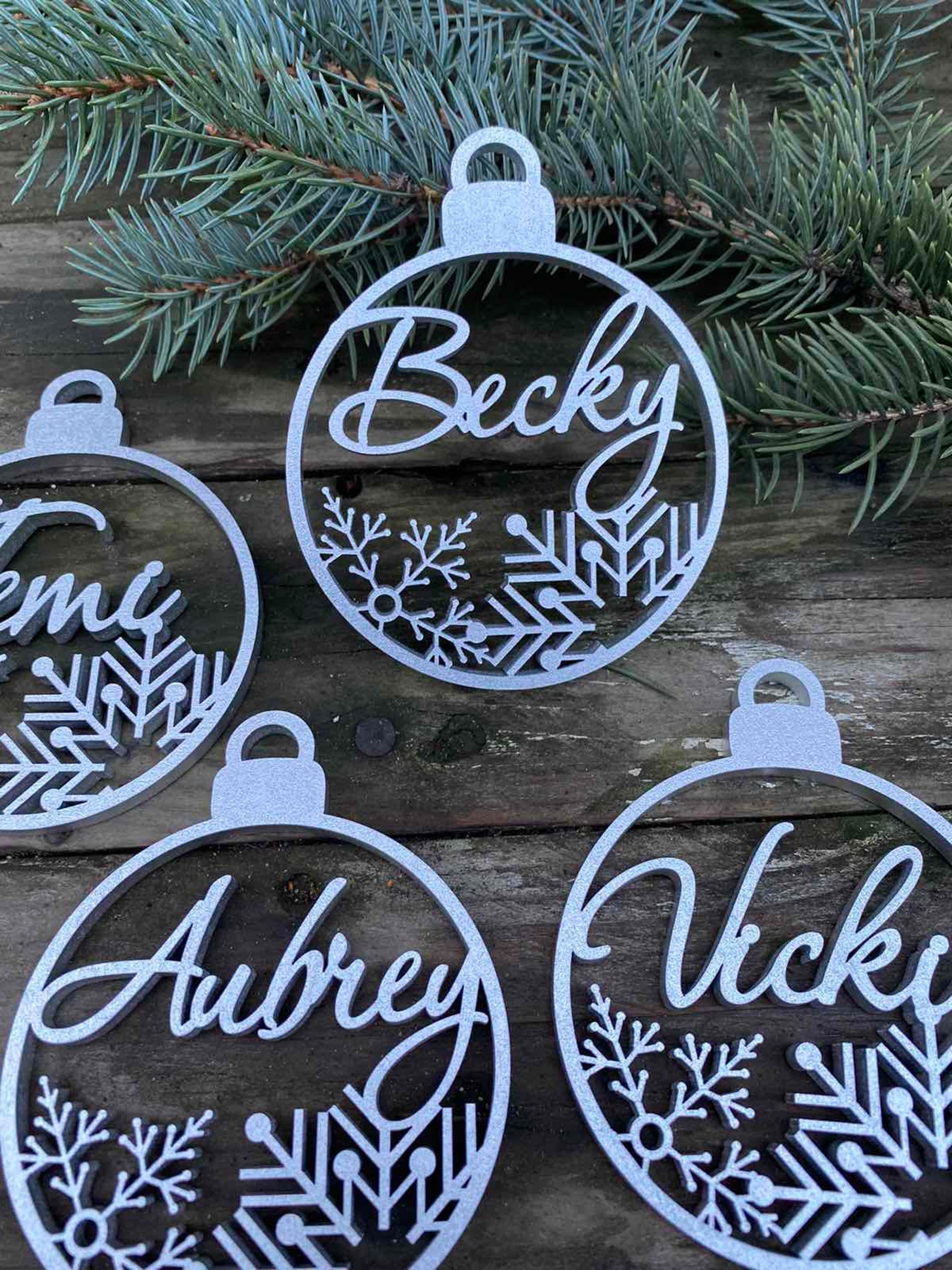 Custom CHRISTMAS Tree Baubles Christmas Tree Decor Personalized ...