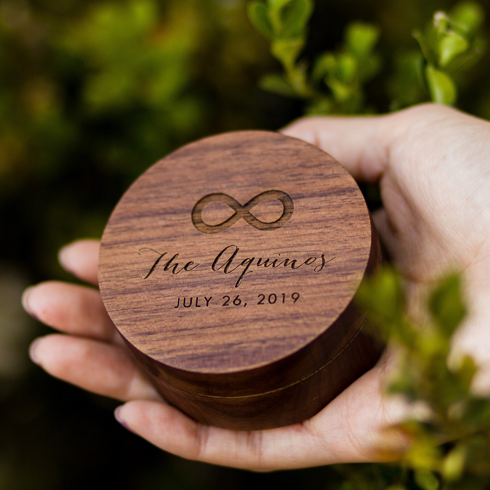 Circle Wood Ring Box Engraved Ring Bearer Box for Wedding - Etsy
