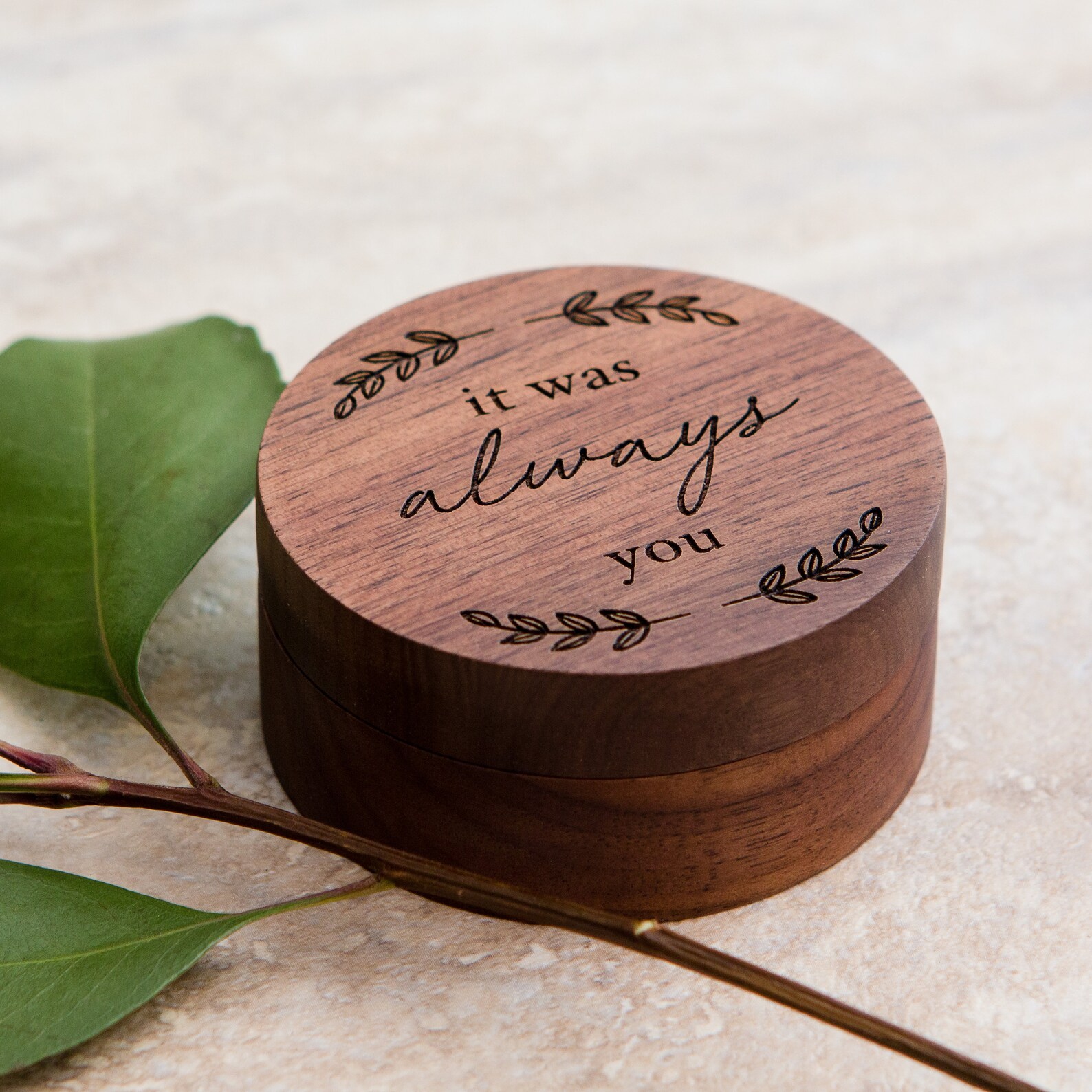 Circle Wood Ring Box Engraved Ring Bearer Box for Wedding - Etsy