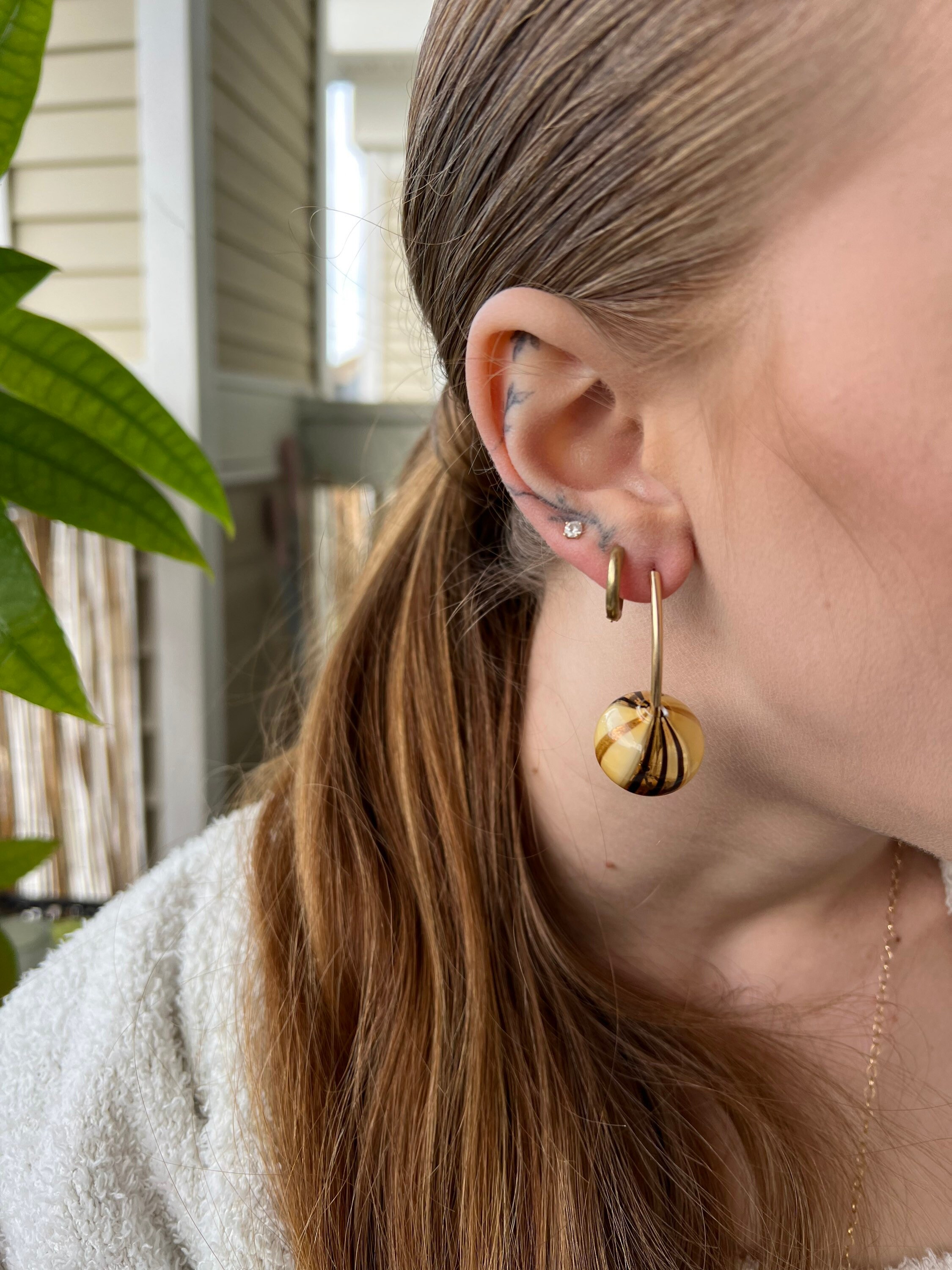 Cherry Bomb Stem and Round Ball With Buttery Yellow and Black Swirls ...