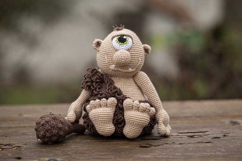 PDF PATTERN : Axog, the Cyclops Amigurumi With His Club - Crochet Tutorial - Etsy