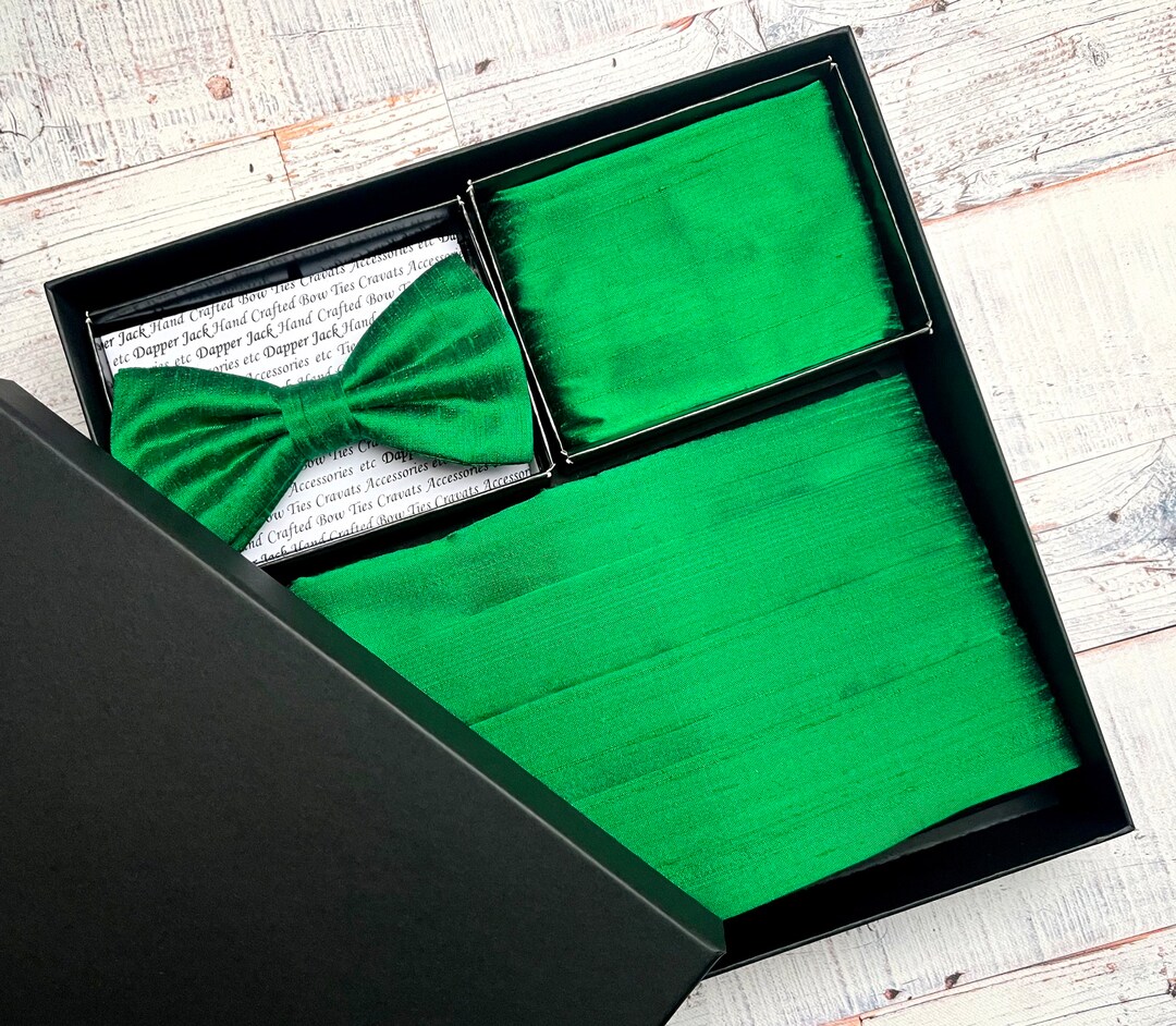 Emerald Green Silk Cummerbund , Bow Tie and Pocket Square Set ...