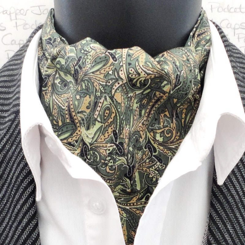 Cravats for Men Paisley - Etsy UK