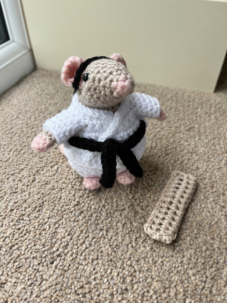 Sports Mousefits - Golf, Ballet & Karate Outfits Crochet Pattern - Etsy UK