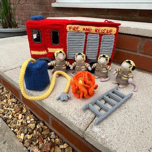 Mouse in a Fire Engine Crochet Pattern - Etsy