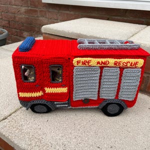 Mouse in a Fire Engine Crochet Pattern - Etsy