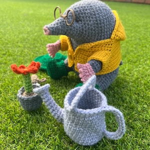 Maurice the Gardening Mole, Crochet Pattern - Etsy