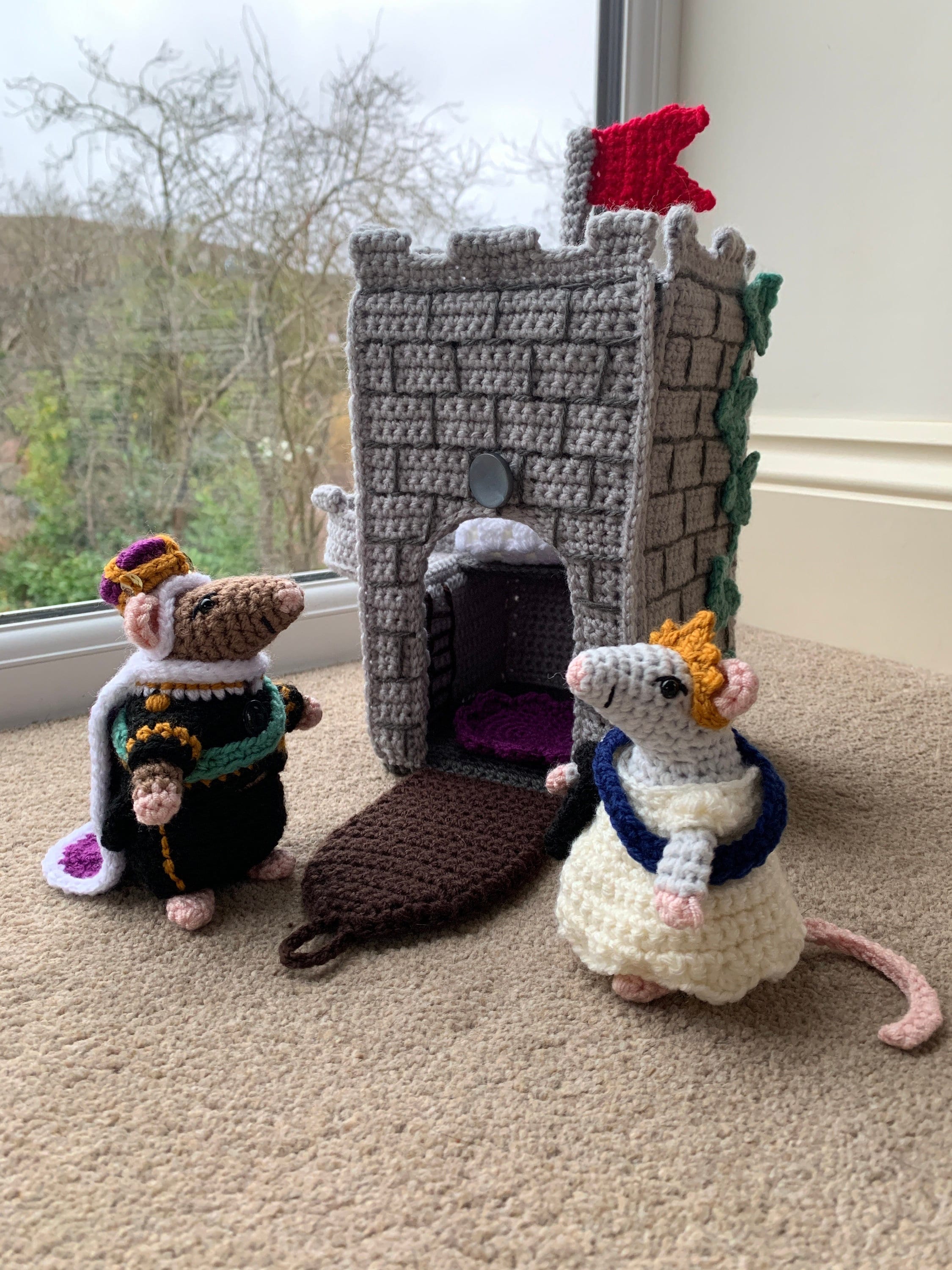Royal Mice in a Castle Crochet Pattern - Etsy UK