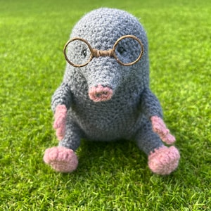 Maurice the Gardening Mole, Crochet Pattern - Etsy