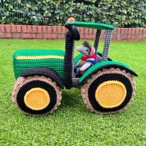 Farmer Mouse in a Tractor Crochet Pattern - Etsy