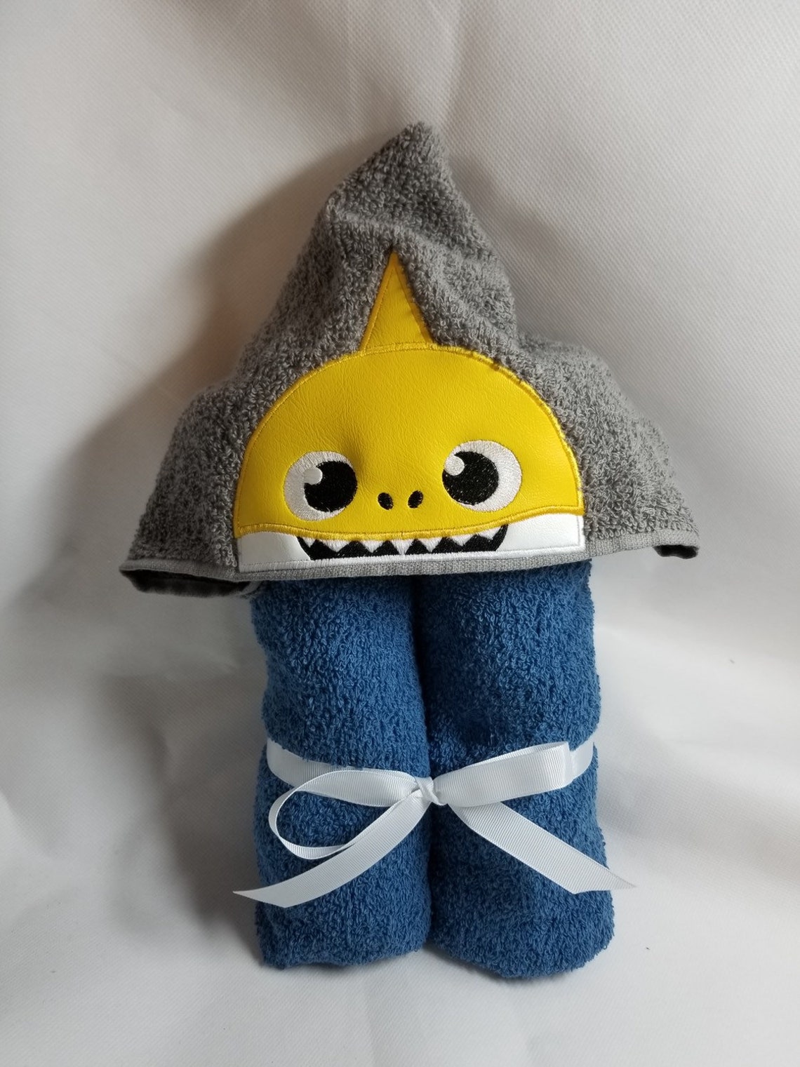 Shark Hooded Towel, Bath Towel, Beach Towel - Etsy