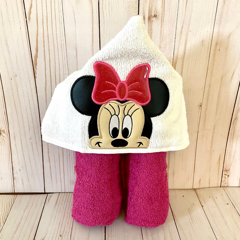 Minnie Applique - Etsy
