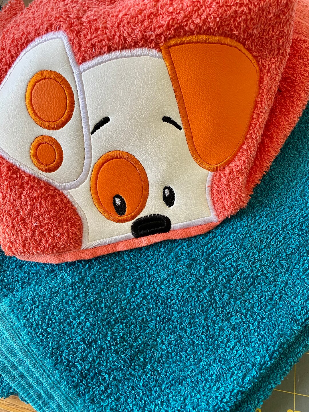 Bubble Gubbie Hooded Towel, Beach Towel, Bath Towel - Etsy