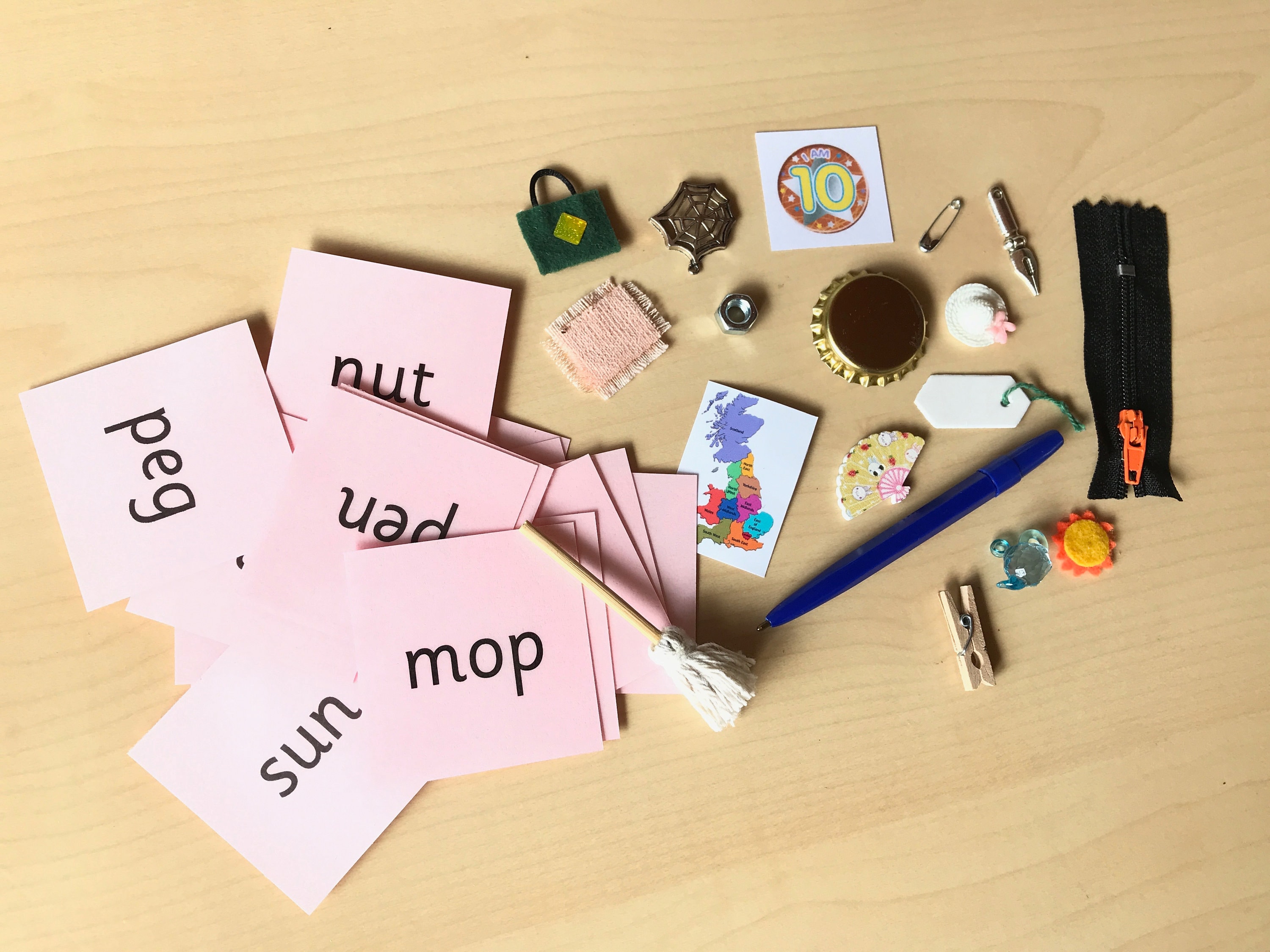 Montessori Pink Box Objects & Cards CVC Words Phonics Home - Etsy UK