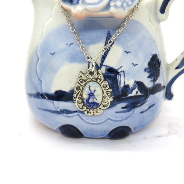 Delft Blue Necklace - Etsy