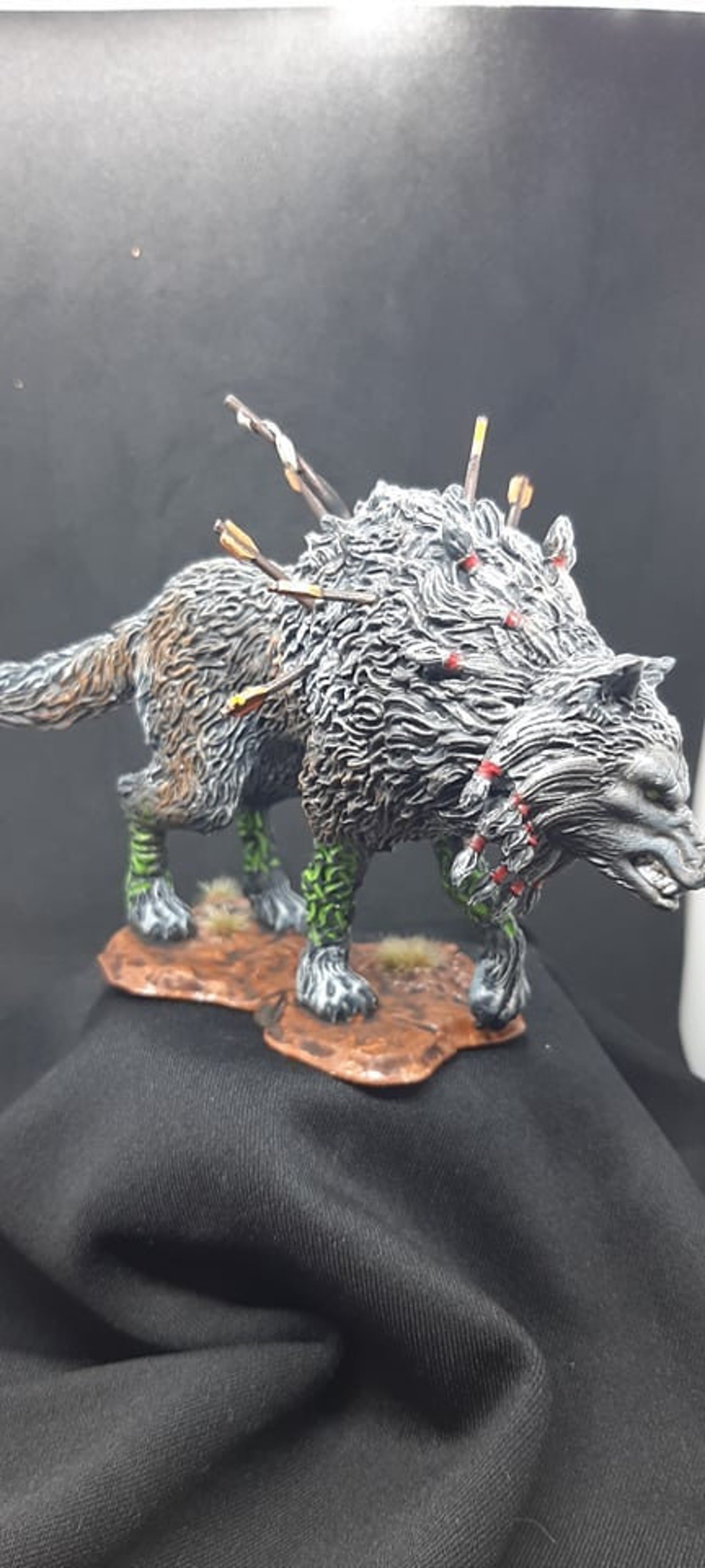Professionally Painted Cosmo Wolf/ Giant Dire Wolf Miniature - Etsy