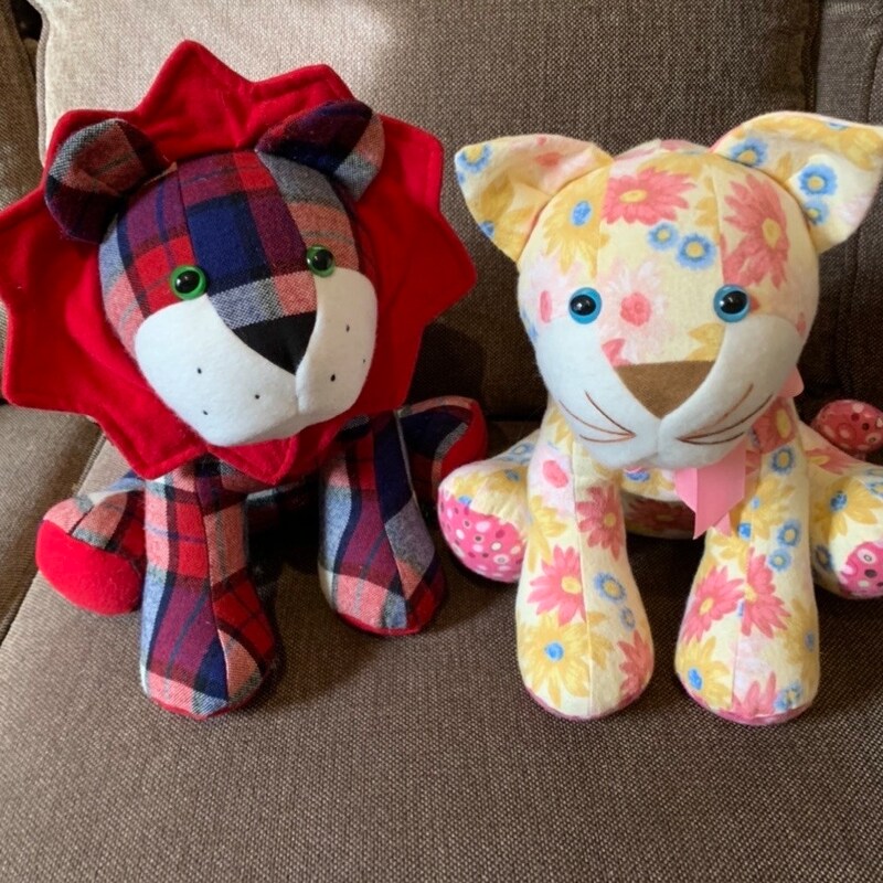 Memory Animals - Etsy