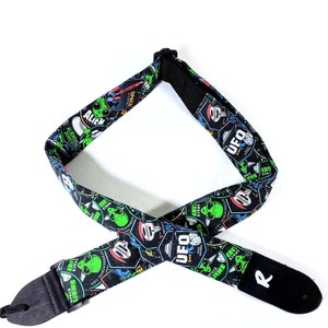 UFO Alien Guitar Strap - Alien Comic Book Guitar Straps - Flying Saucer ...